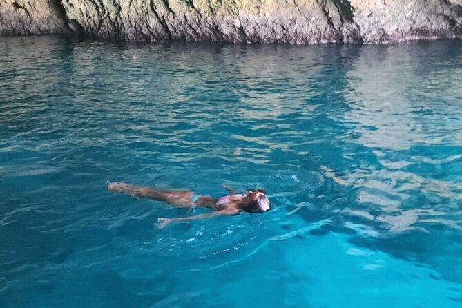 Shuttle Cruise to Rick's Cafe - Why This Tour Works Well