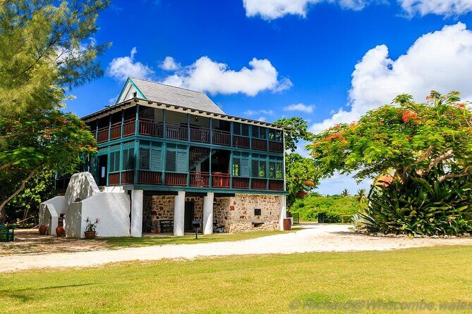 Skip the Line: Pedro St. James Castle Guided Tour Ticket - Diving Into the Itinerary: How the Day Unfolds