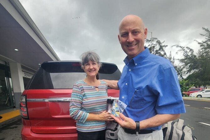 St. Lucia UVF Airport Transfers - Roundtrip with Free Souvenirs - Who Will Enjoy This Service?