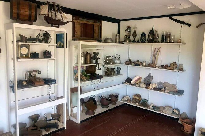 St Maarten Family Deluxe Tour - Transportation, Price, and Group Size