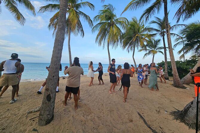 Sunset Salsa Beach Class in San Juan - Who Should Consider This Tour?