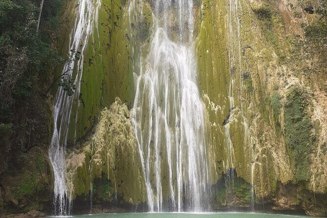 Tour to El Limón waterfall with lunch included from Saman special for cruisers - What to Expect on the Day