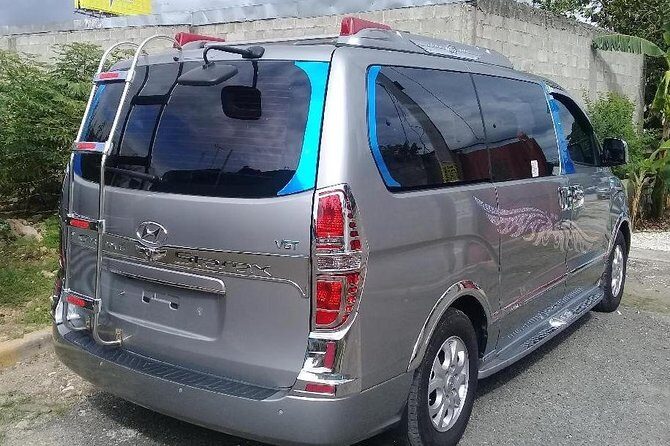 Transfer from Punta Cana Airport to Romana Bayahibe hotels and vice versa. - Who is this transfer best suited for?