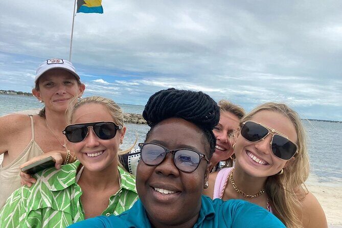 Unveiling Nassau's Past Tour - Transportation and Comfort