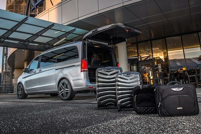 Vip Transportation & Luxury Car Services In (PUJ) To Hotels - Is This the Right Choice for You?