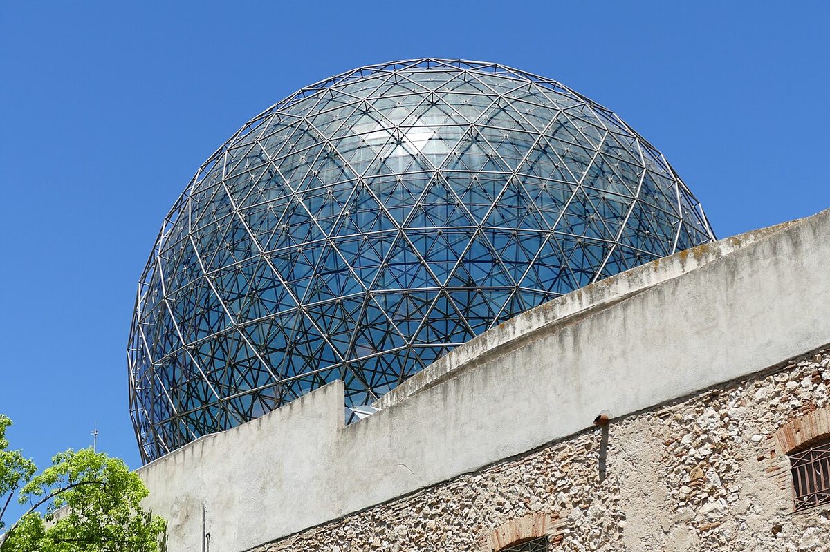 The geodesic glass dome of the Dali Theatre-Museum from outside