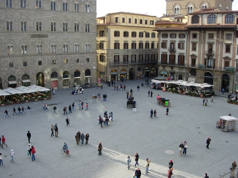 Wide view of Piazza della Signoria with Palazzo Vecchio tower in Florence