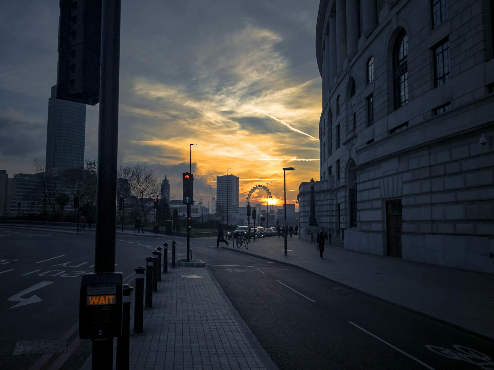Sunset view with the London Eye in the background