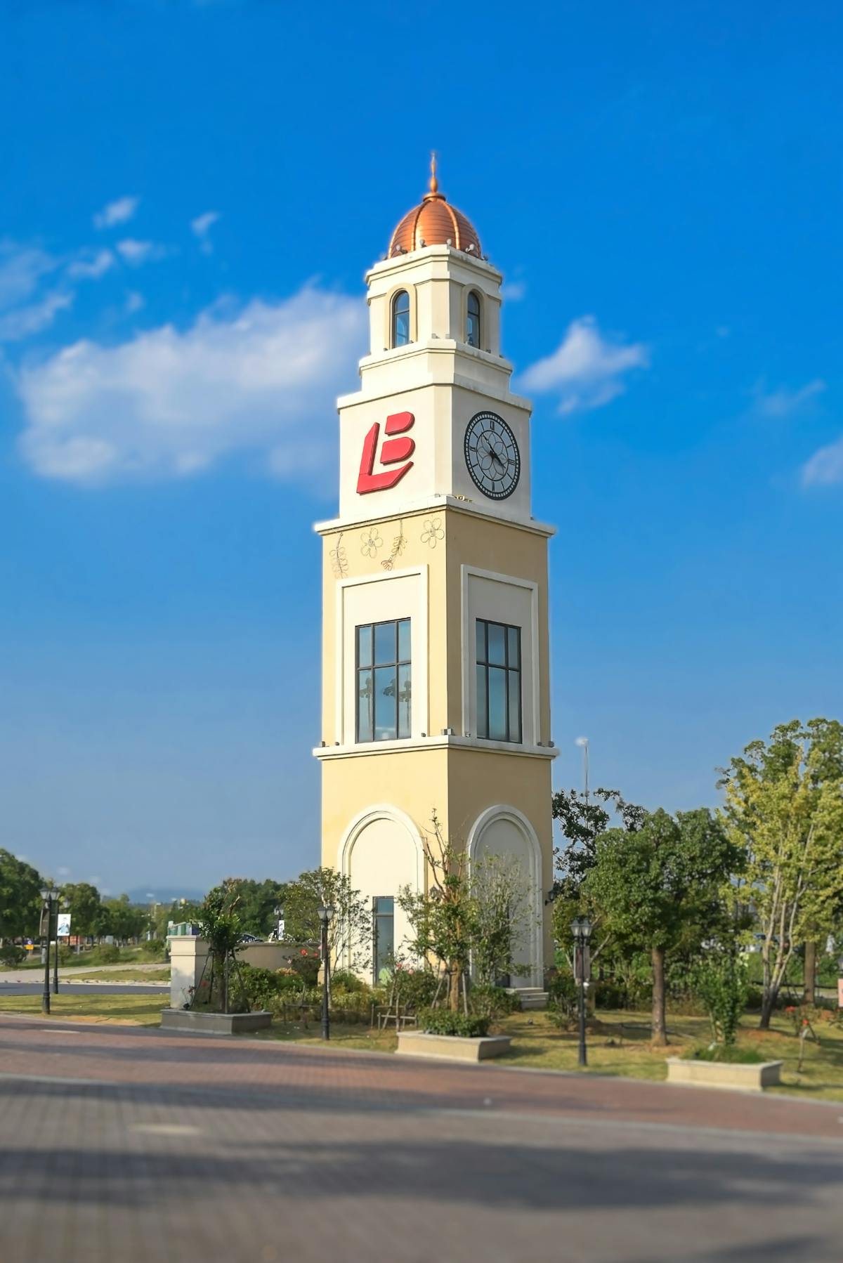 London Eye against the evening skyline