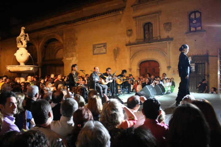 Flamenco performance at the Noche Blanca del Flamenco festival in Cordoba Plaza del Potro