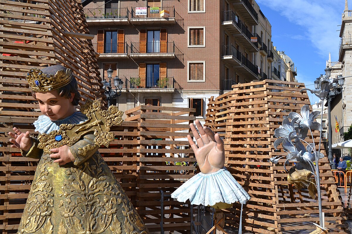 The wooden framework for the Virgin Mary flower offering being assembled in Valencia during Las Fallas