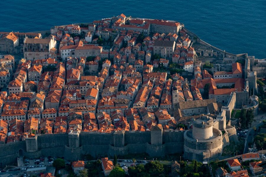 Dubrovnik Walking Tours - dubrovnik old town