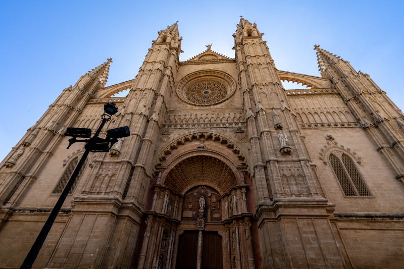 Wide view of La Seu Cathedral in Palma Mallorca under blue sky