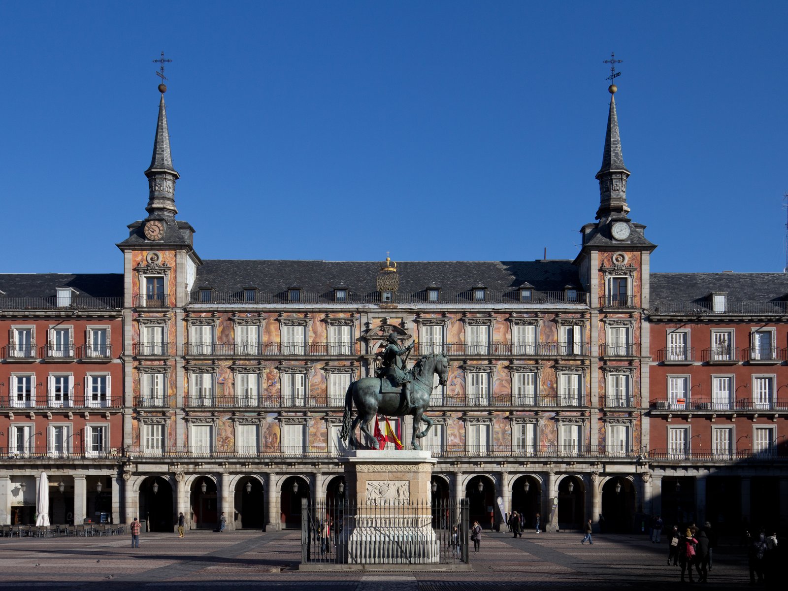 Aerial view of Plaza Mayor in Madrid
