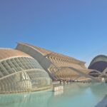 principe felipe science museum valencia exterior