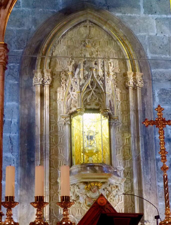 The Santo Caliz chalice displayed in the Holy Grail Chapel of Valencia Cathedral