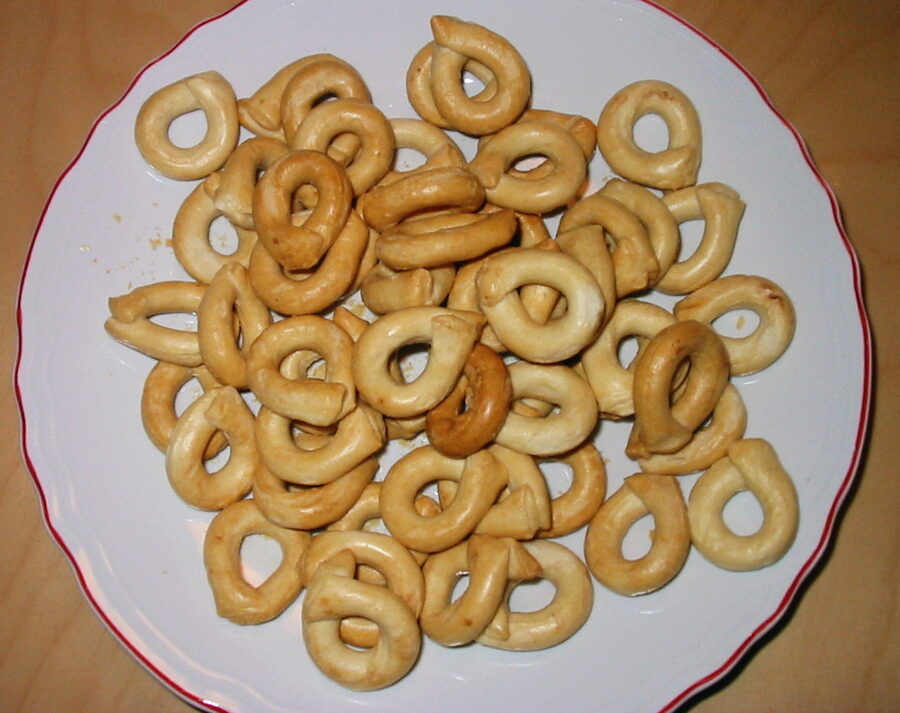 Traditional Italian taralli ring-shaped baked snacks
