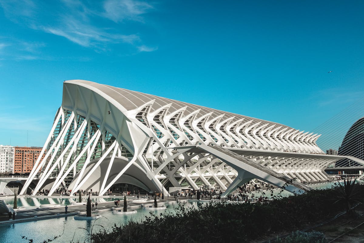 Valencia Science Museum exterior against a clear blue sky