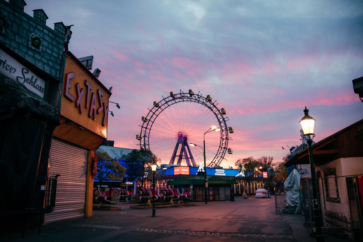 Vienna Ferris Wheel at dusk