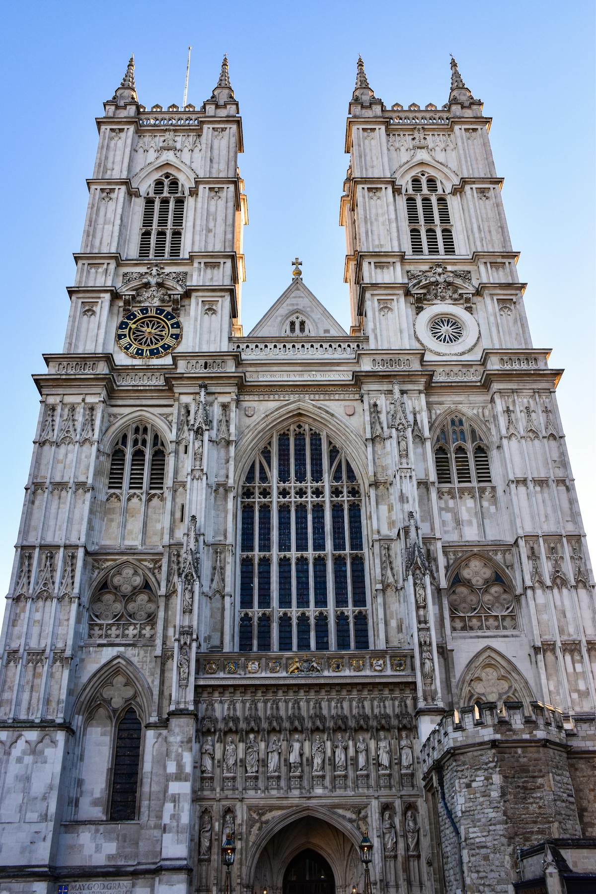 Westminster Abbey exterior view from the west